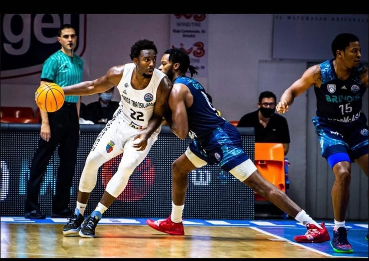 The Kyle Hines Similarities And Sixth Sense Of Knowing Where The ...