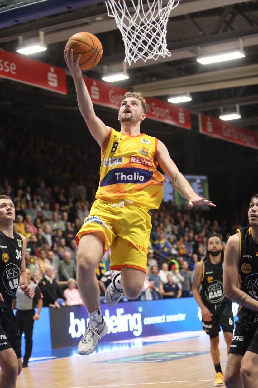 Brock Mackenzie(Phoenix Hagen) Can Shoot out The Lights But Also Has No ...