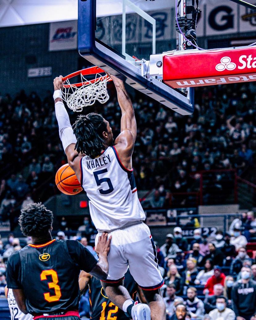 Head Coach Dan Hurley Is A Big Reason Why Isaiah Whaley´s Transition ...